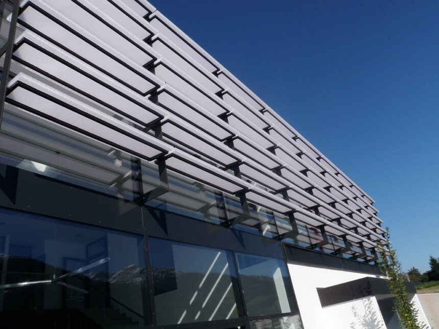 Modern sun shading systems using clear-PEP UV PC stage - Moxie Surfaces