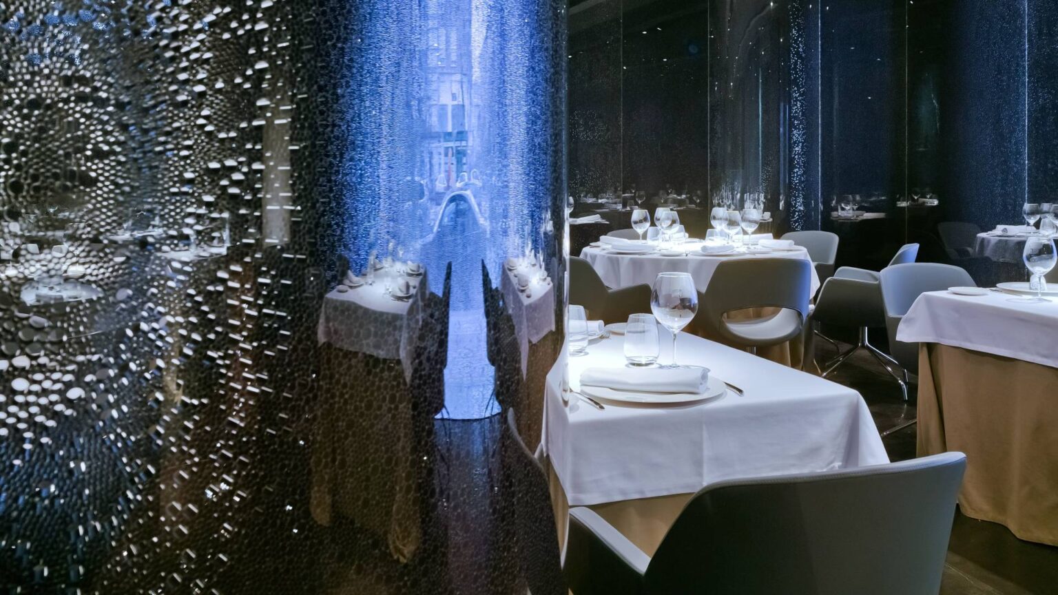 Restaurant walls glow with black core translucent polycarbonate panels ...